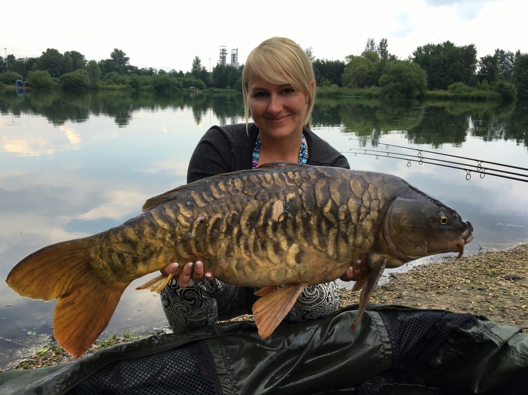 Jessica Lebensky: Frauenpower am Wasser | CARPZILLA - Dein Karpfen-Portal